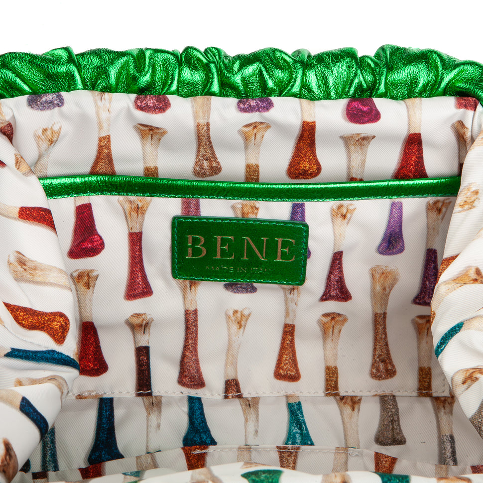 Carter in Metallic Kelly Green – BENE Handbags